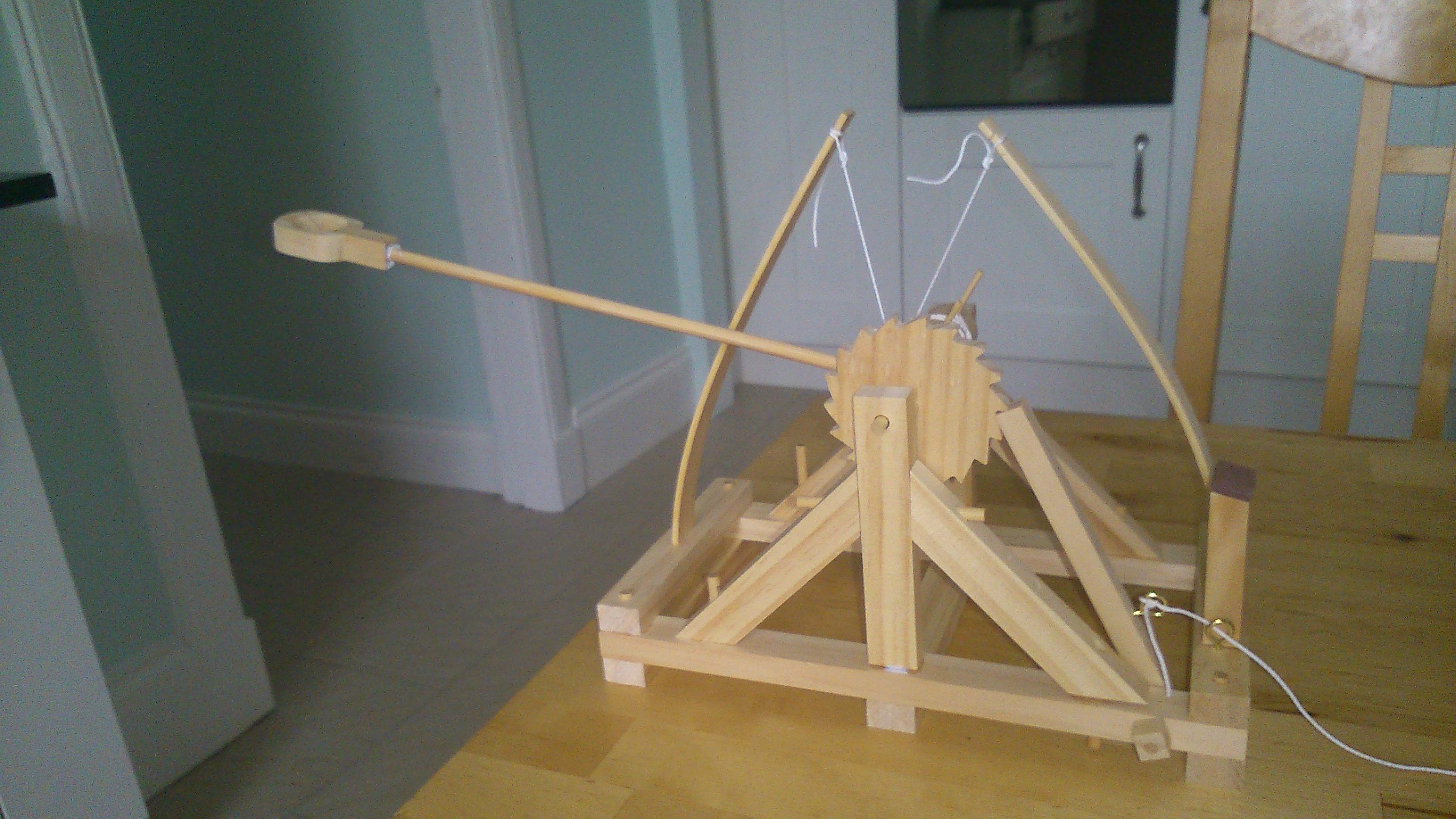 Da Vinci catapult - Da Vinci catapult - Gallery - DakkaDakka